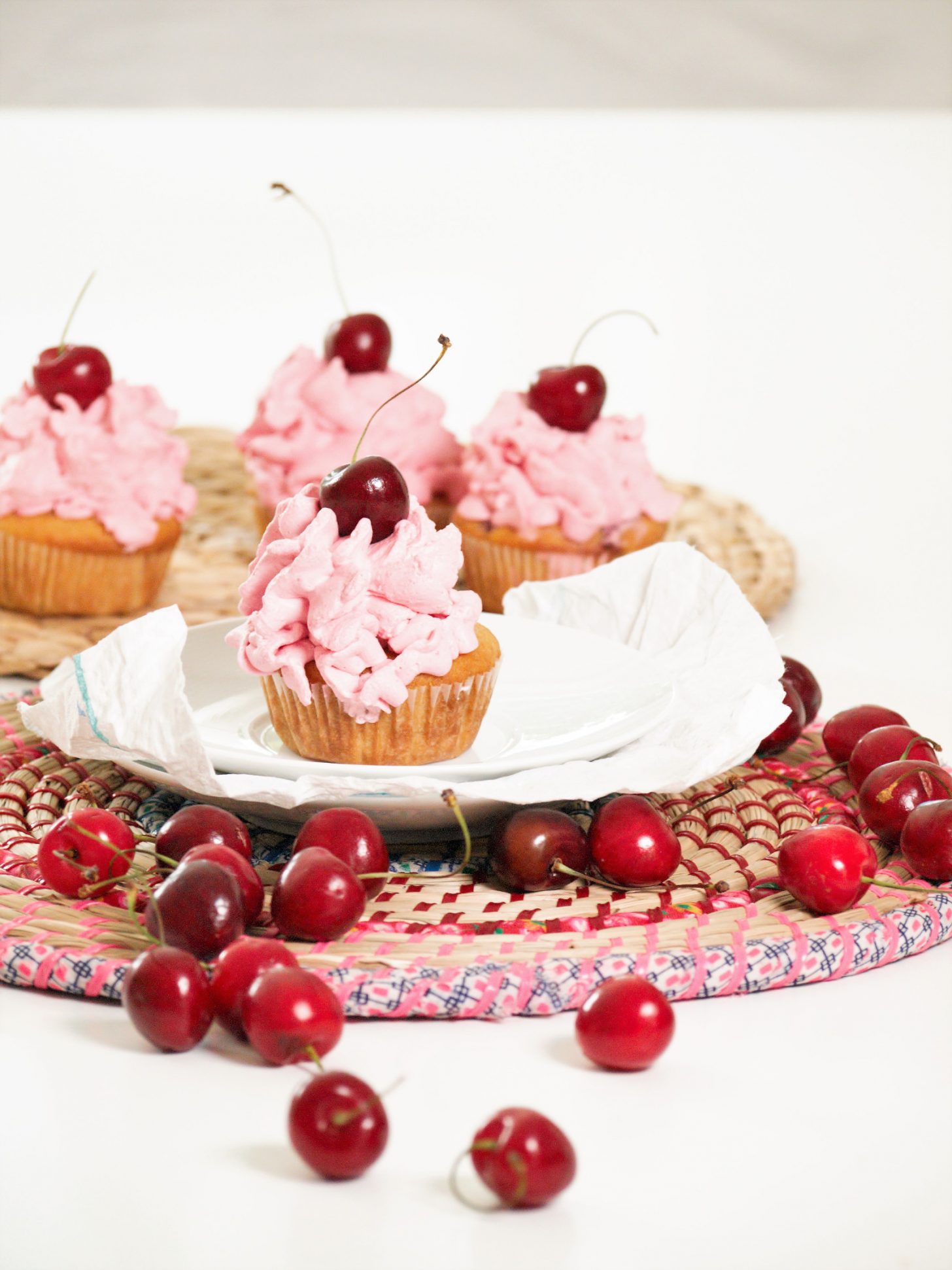 Kirsch Muffins mit Sahnehaube - Glutenfrei Rezepte